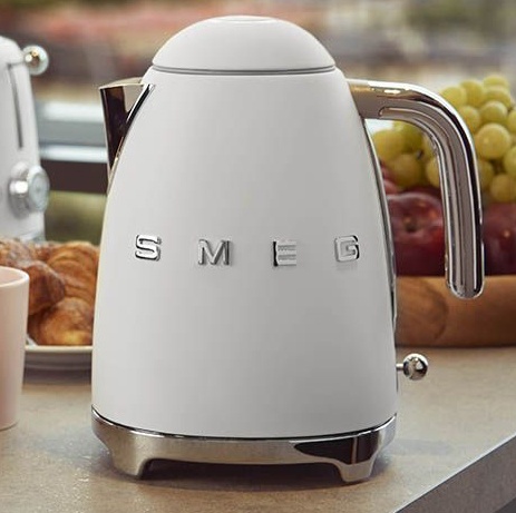 SMEG: Retro-inspired, Iconic Small Kitchen Appliances | Downtown