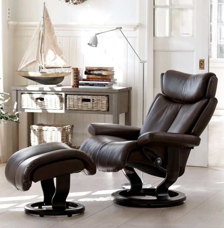 Stressless Magic Chair & Footstool | Downtown