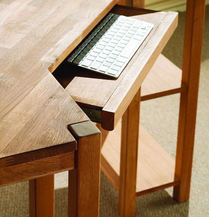 Royal Oak Corner Desk | Downtown