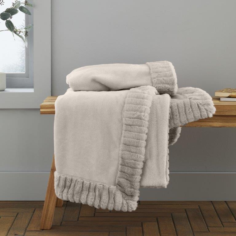 Catherine Lansfield Velvet & Fur Throw Natural | Downtown