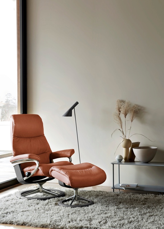 Stressless View Chair With Signature Base | Downtown