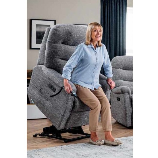 Celebrity Hollingwell Cloud Zero Riser Recliner Chair (Zipspeed) | Downtown