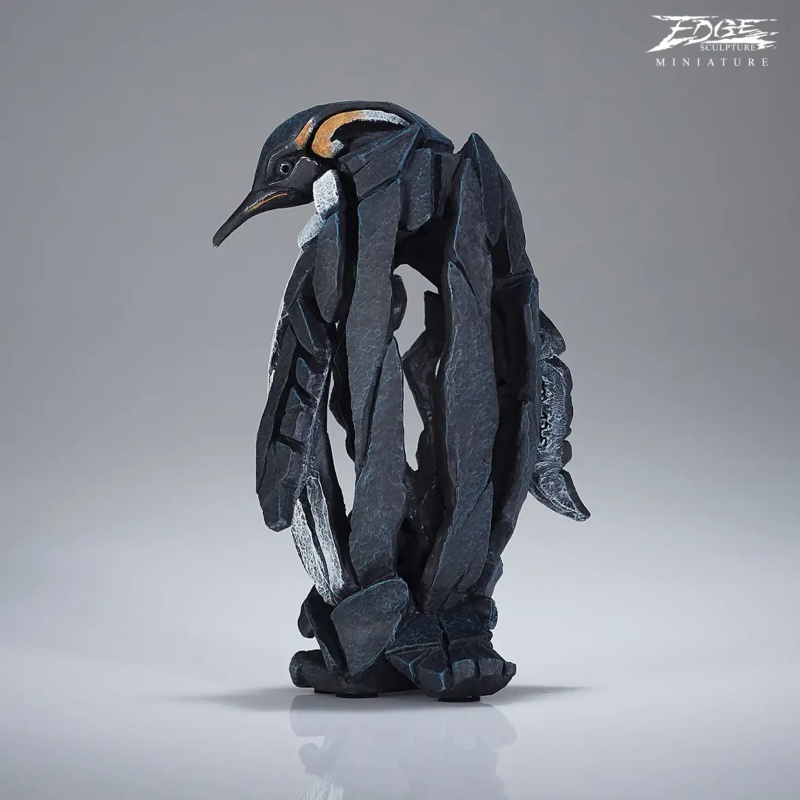 Edge Sculptures: Ornaments and Gifts at Downtown Stores